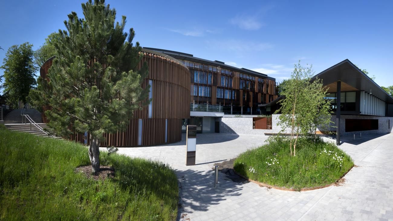 University of Winchester utilises £3.1m grant to save over 500 tonnes ...